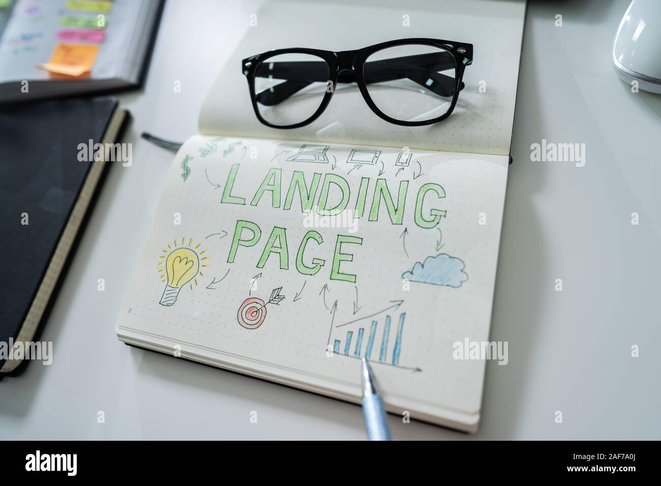 Female hands notebook pencil hi-res stock photography and images - Alamy