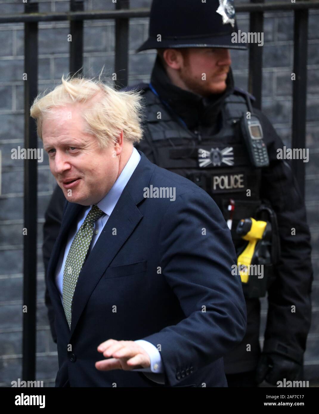 Pic shows: BORIS JOHNSON arrives back at number 10 Downing street after ...