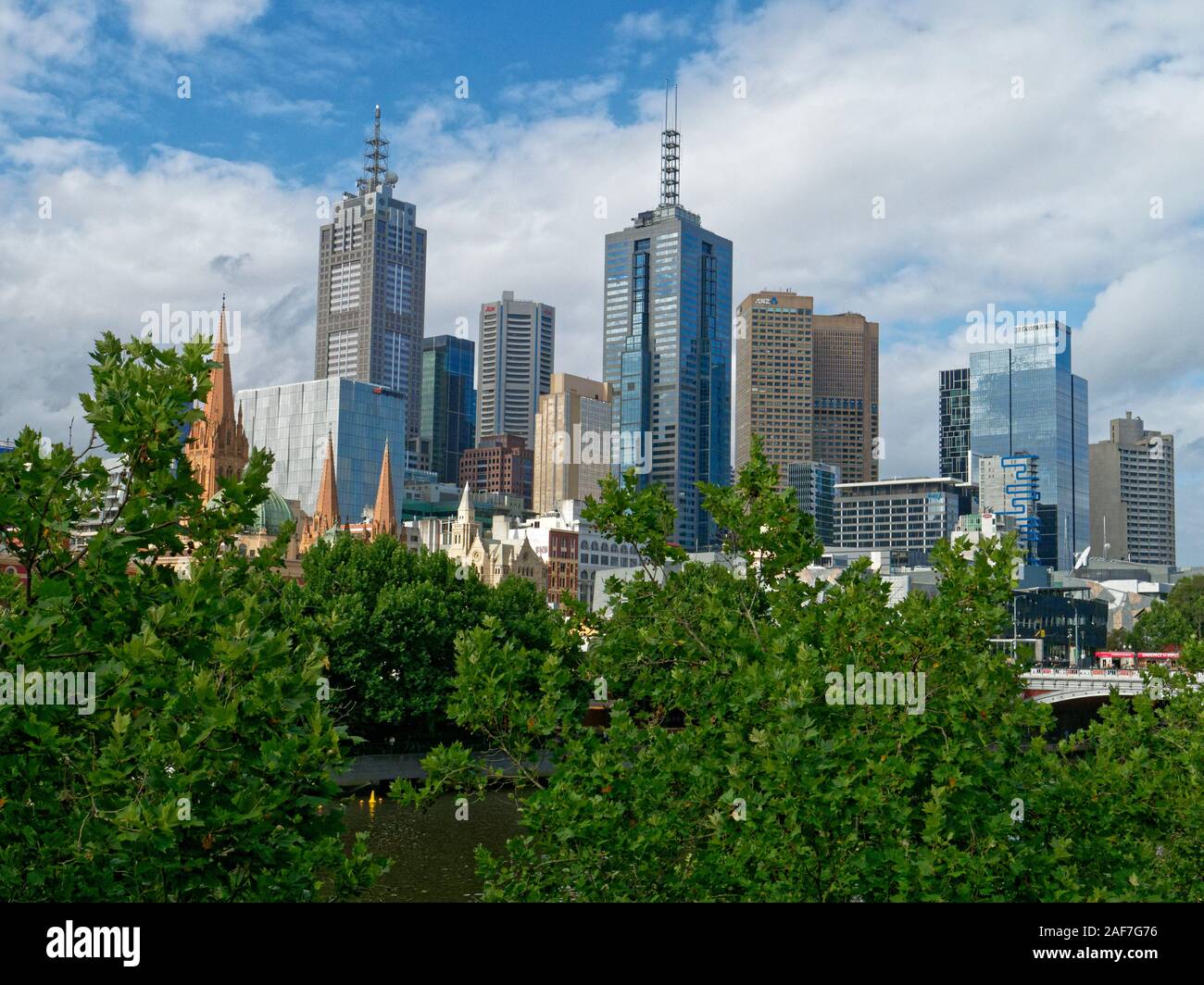 Melbourne skyline hi-res stock photography and images - Alamy