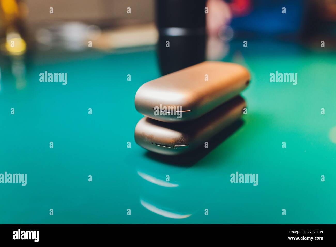 Smokeless cigarette old hi-res stock photography and images - Alamy