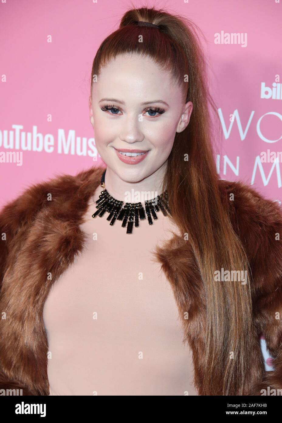 HOLLYWOOD, LOS ANGELES, CALIFORNIA, USA - DECEMBER 12: Singer iyla ...