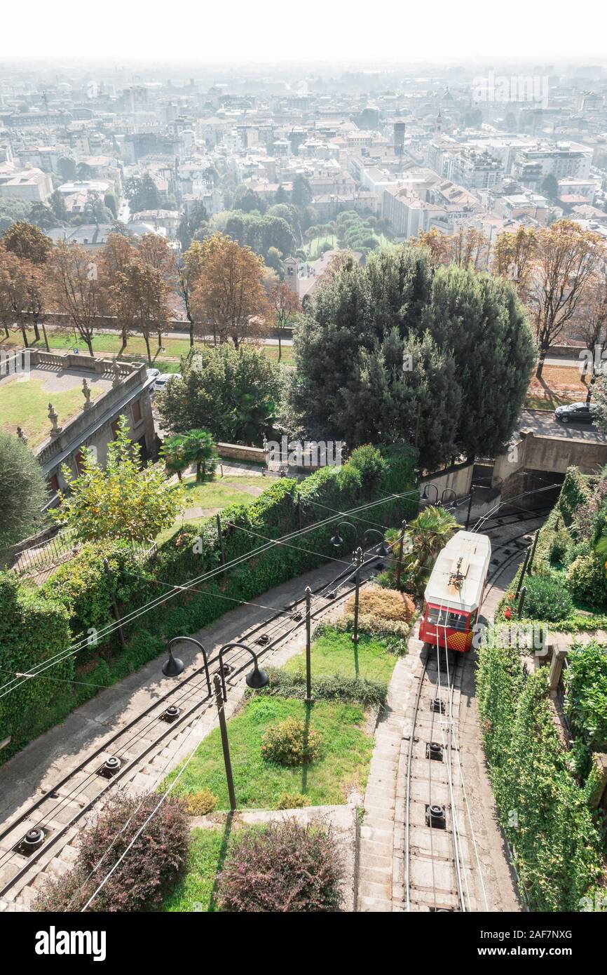 Città alta funicular hi-res stock photography and images - Alamy
