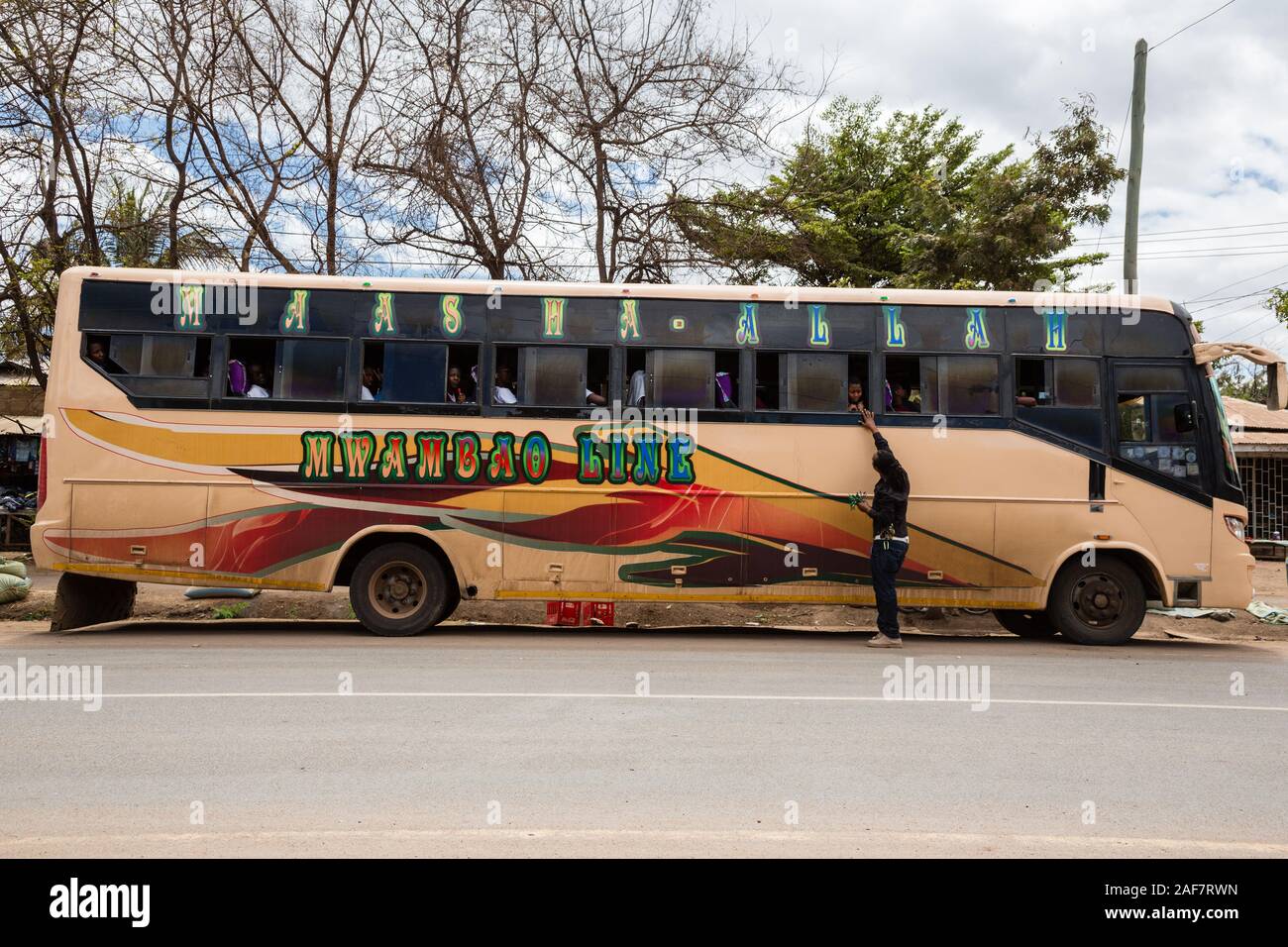 Long distance bus hi-res stock photography and images - Alamy