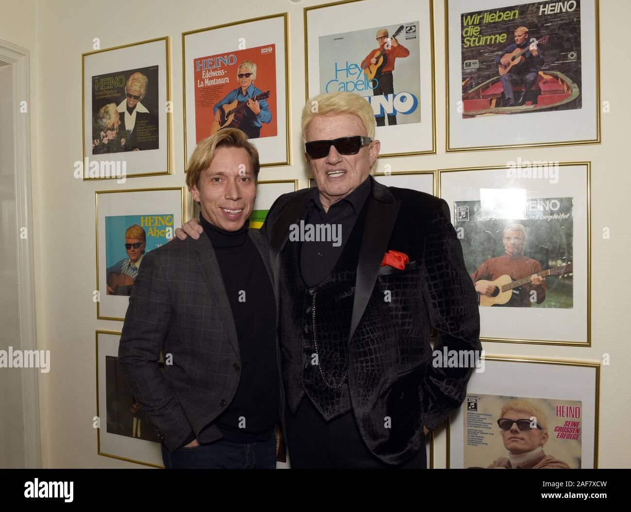 12 December 2019, North Rhine-Westphalia, Bad Münstereifel: The folk ...