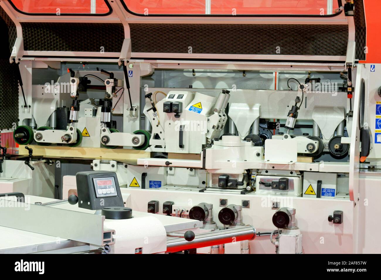 Automatic line hi-res stock photography and images - Alamy