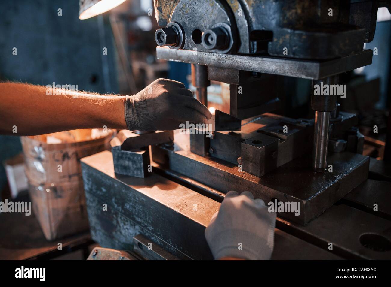Photo mans hands works hi-res stock photography and images - Alamy