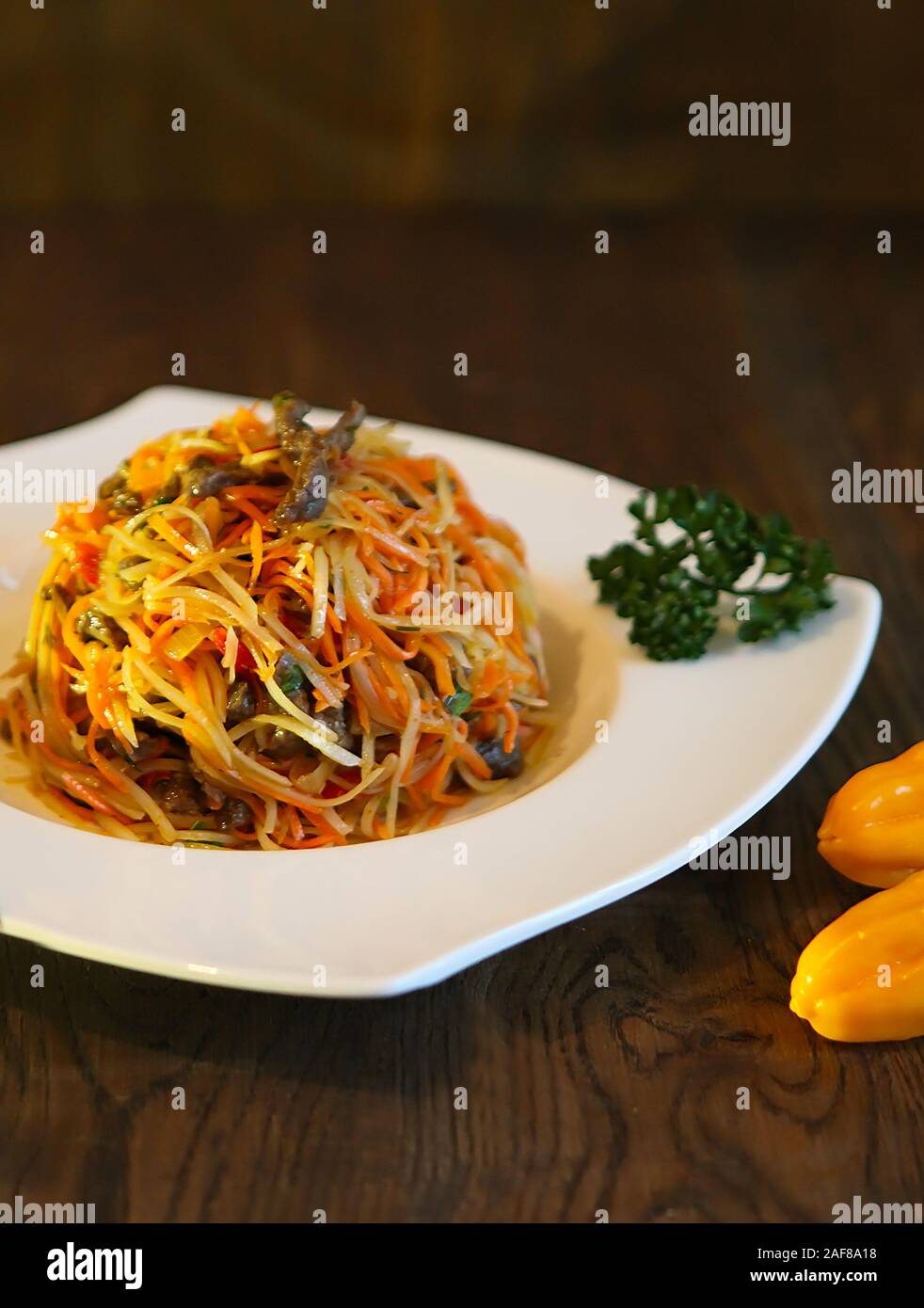 Koryo saram cuisine hi-res stock photography and images - Alamy