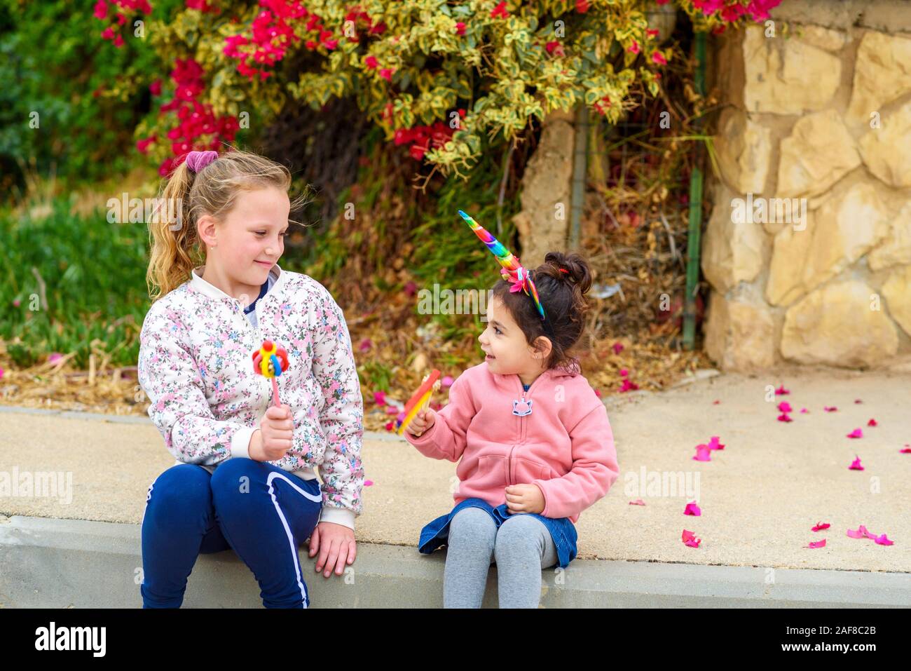 Noisemaker grogger hi-res stock photography and images - Alamy