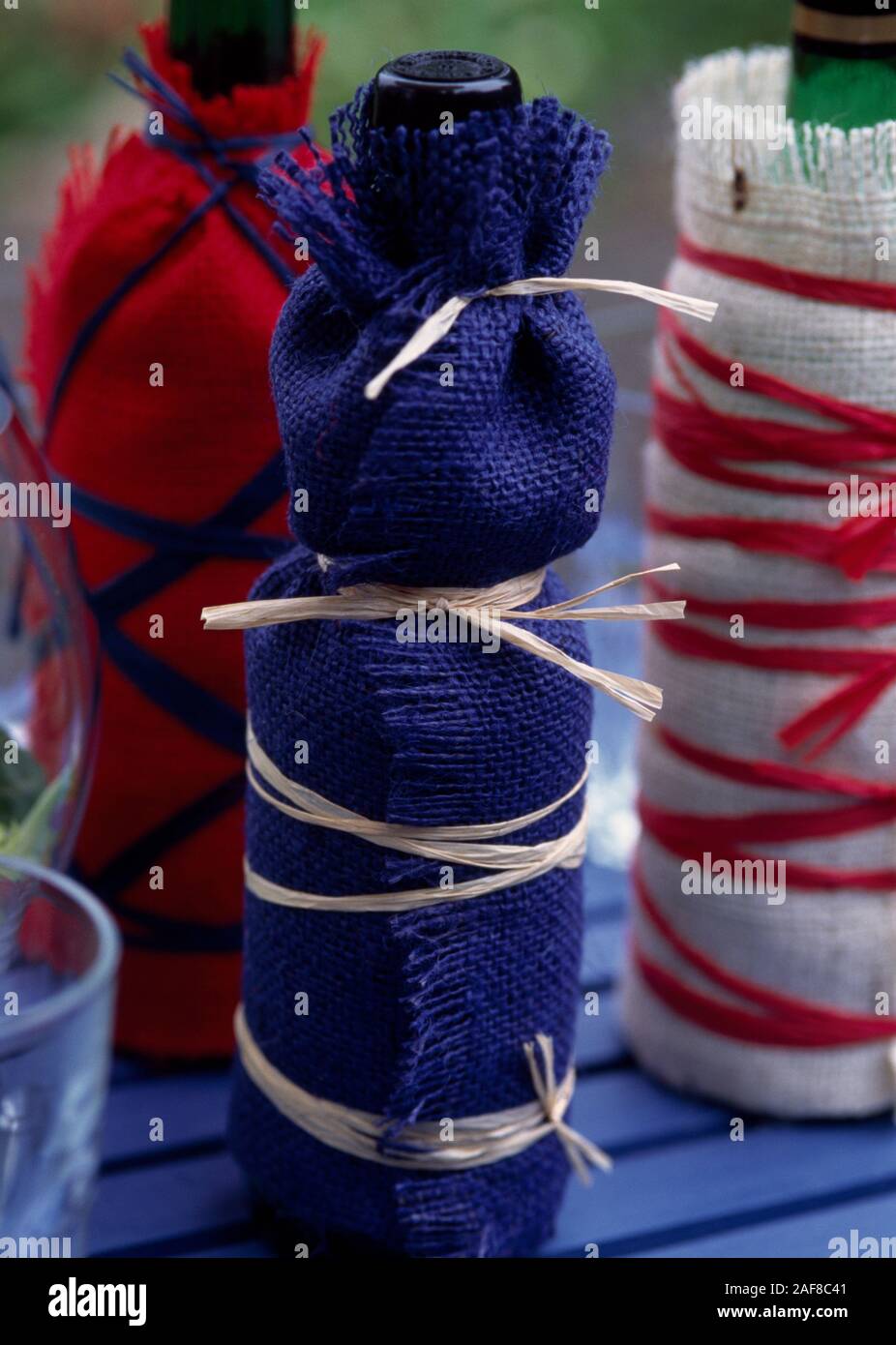 Raffia fabric hi-res stock photography and images - Alamy