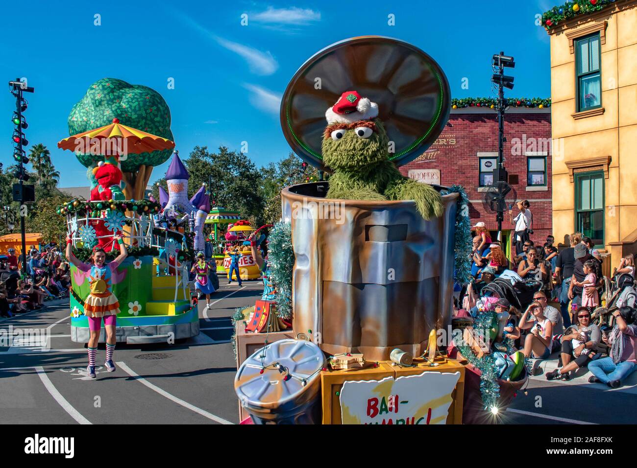 Orlando, Florida. December 07, 2019. Oscar the Grouch and Elmo in ...