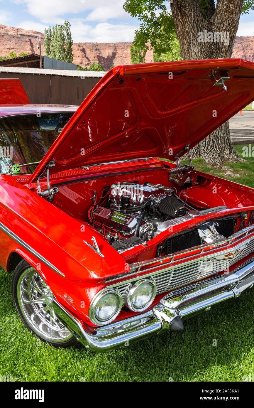 A restored and modified 1961 Chevrolet Impala SS Super Sport with a ...