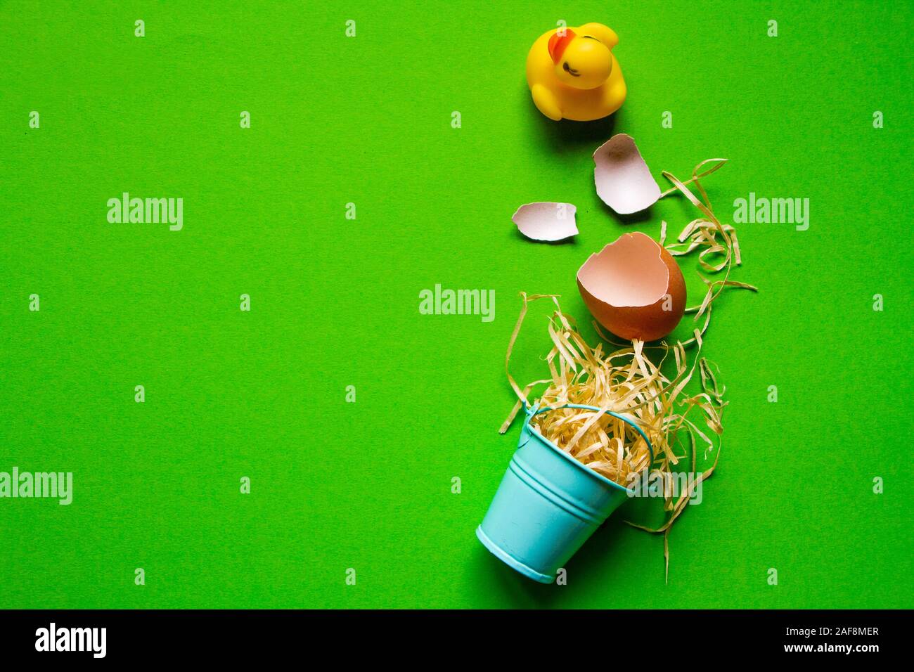 Closeup yellow rubber duck hi-res stock photography and images - Alamy