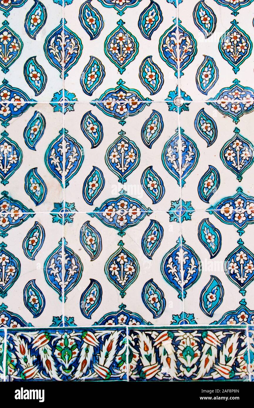 Ceramic tiles at Topkapi, a UNESCO World Heritage Site. Istanbul ...