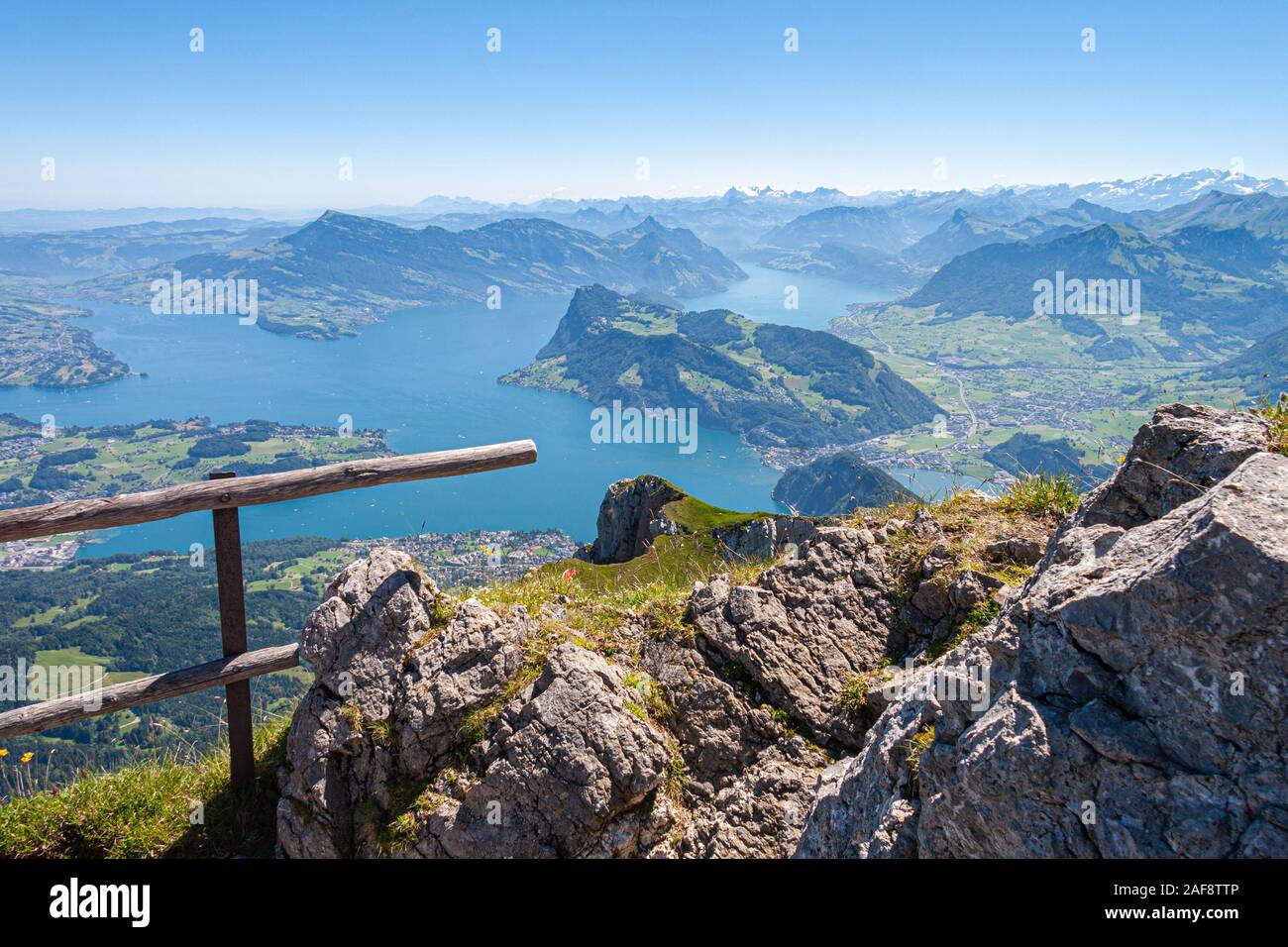 A beautiful panoramic view of Lake Lucerne and the Alps from Mount ...