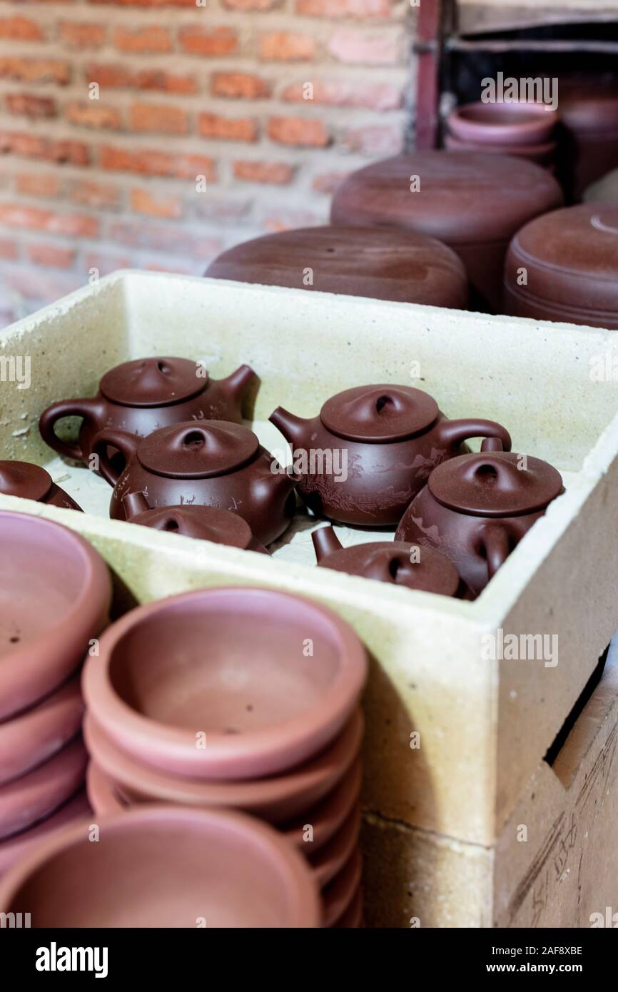 Pottery Traditional Clay Pot Stock Photos & Pottery Traditional Clay ...