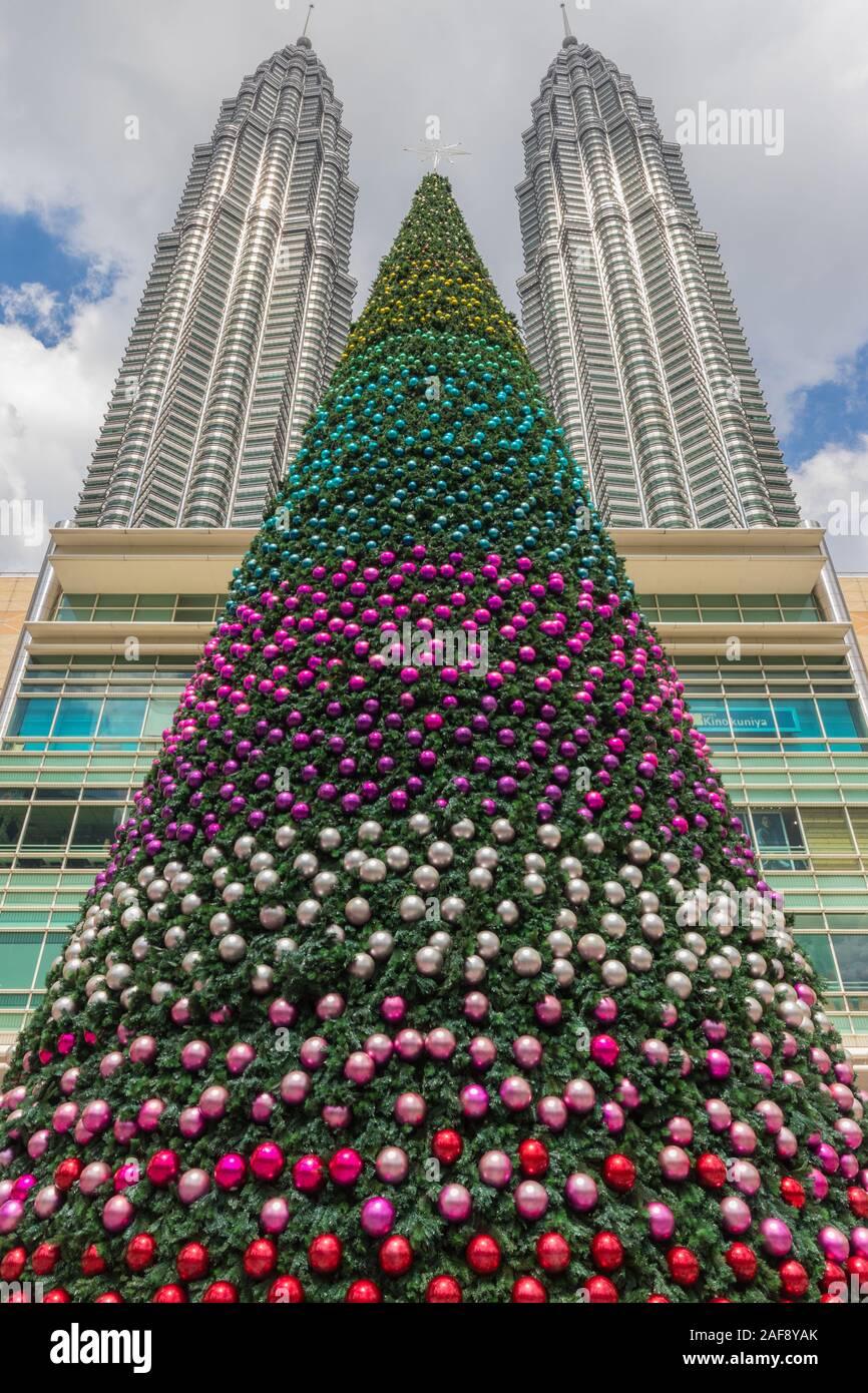Suria Klcc Shopping Centre High Resolution Stock Photography and Images ...