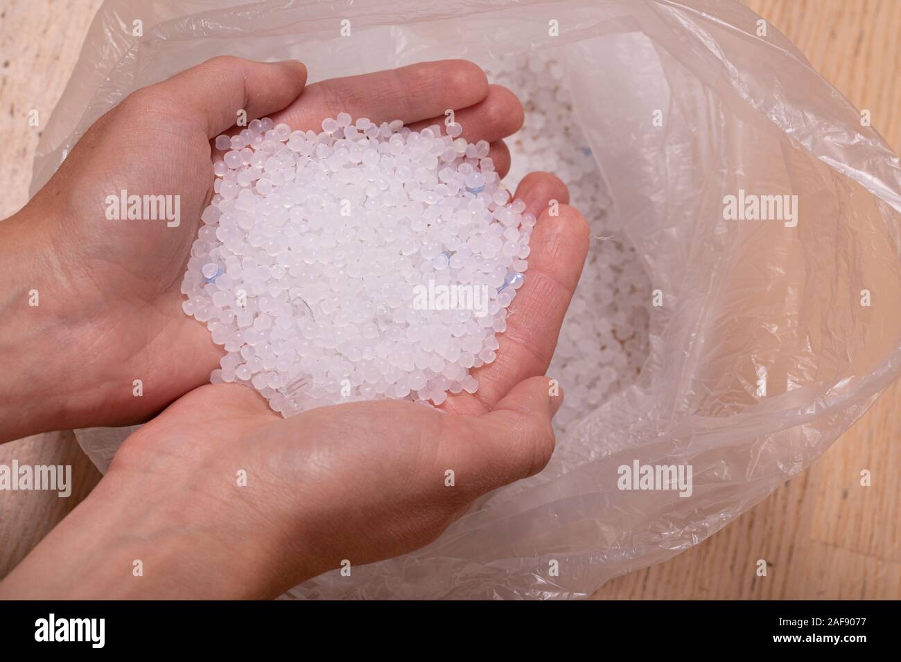Non biodegradeable plastic hi-res stock photography and images - Alamy