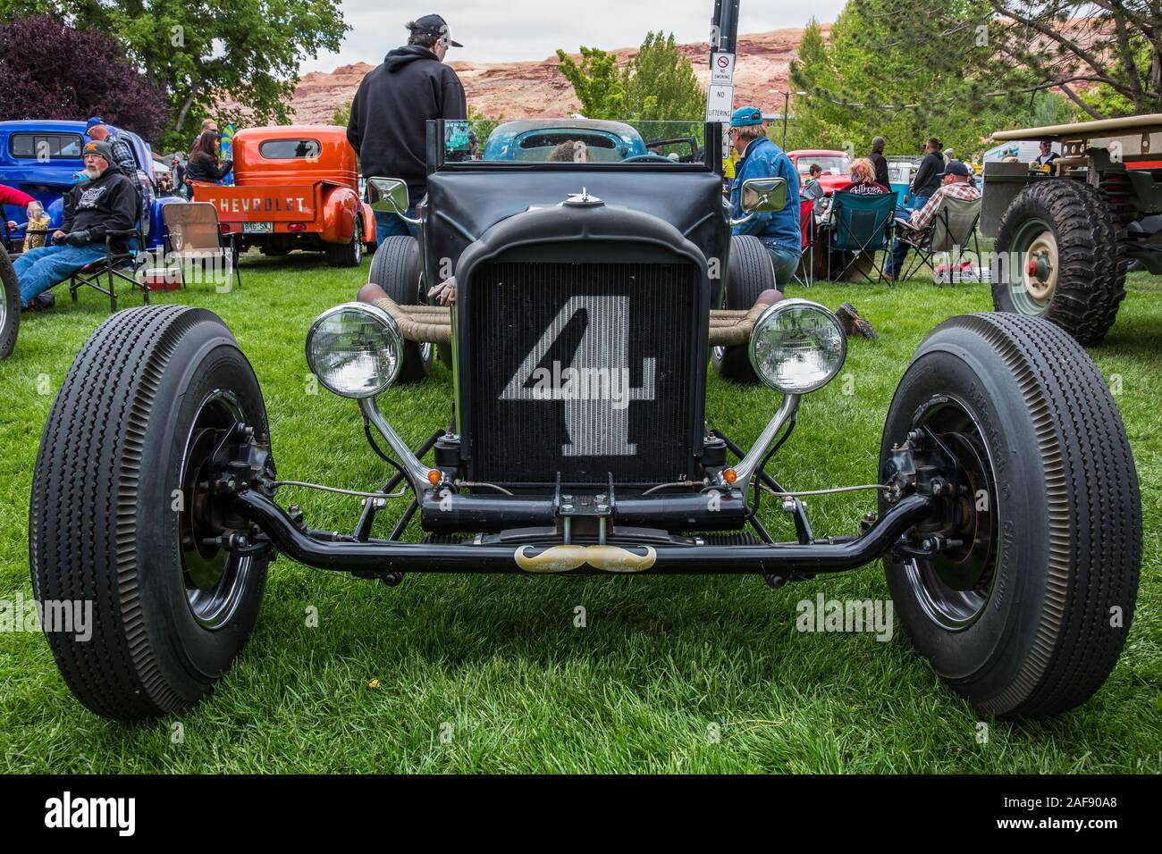 A bucket-T rat rod, built on a 1920 Ford Model T body and heavily ...