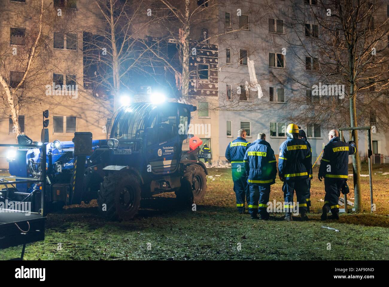 Residents apartment building during hi-res stock photography and images ...