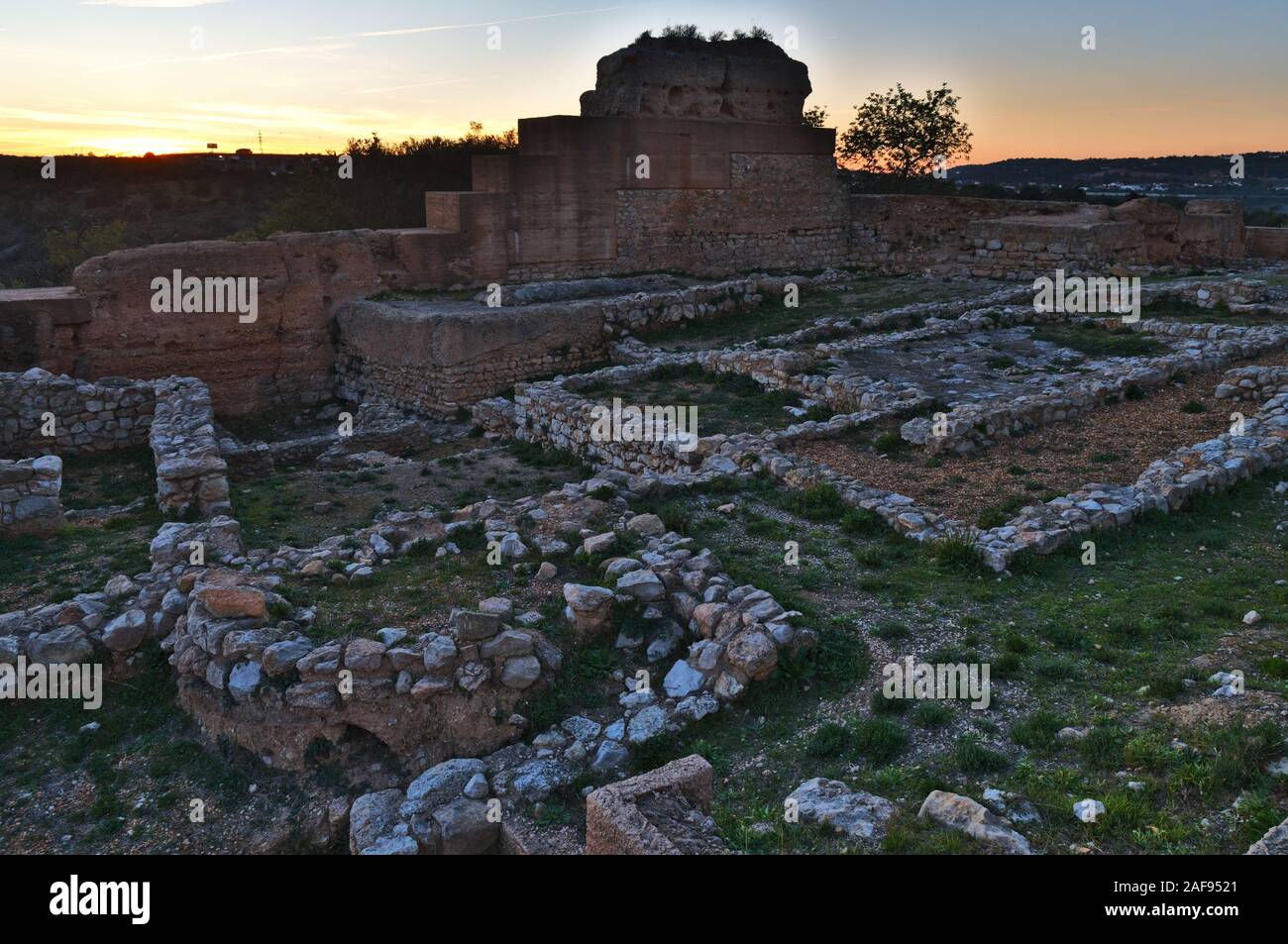 Castle of Paderne. Algarve, Portugal Stock Photo - Alamy