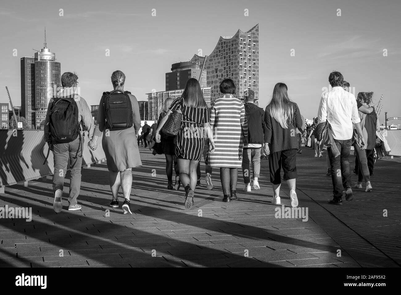 Menschen in Eile / People in a hurry Stock Photo - Alamy