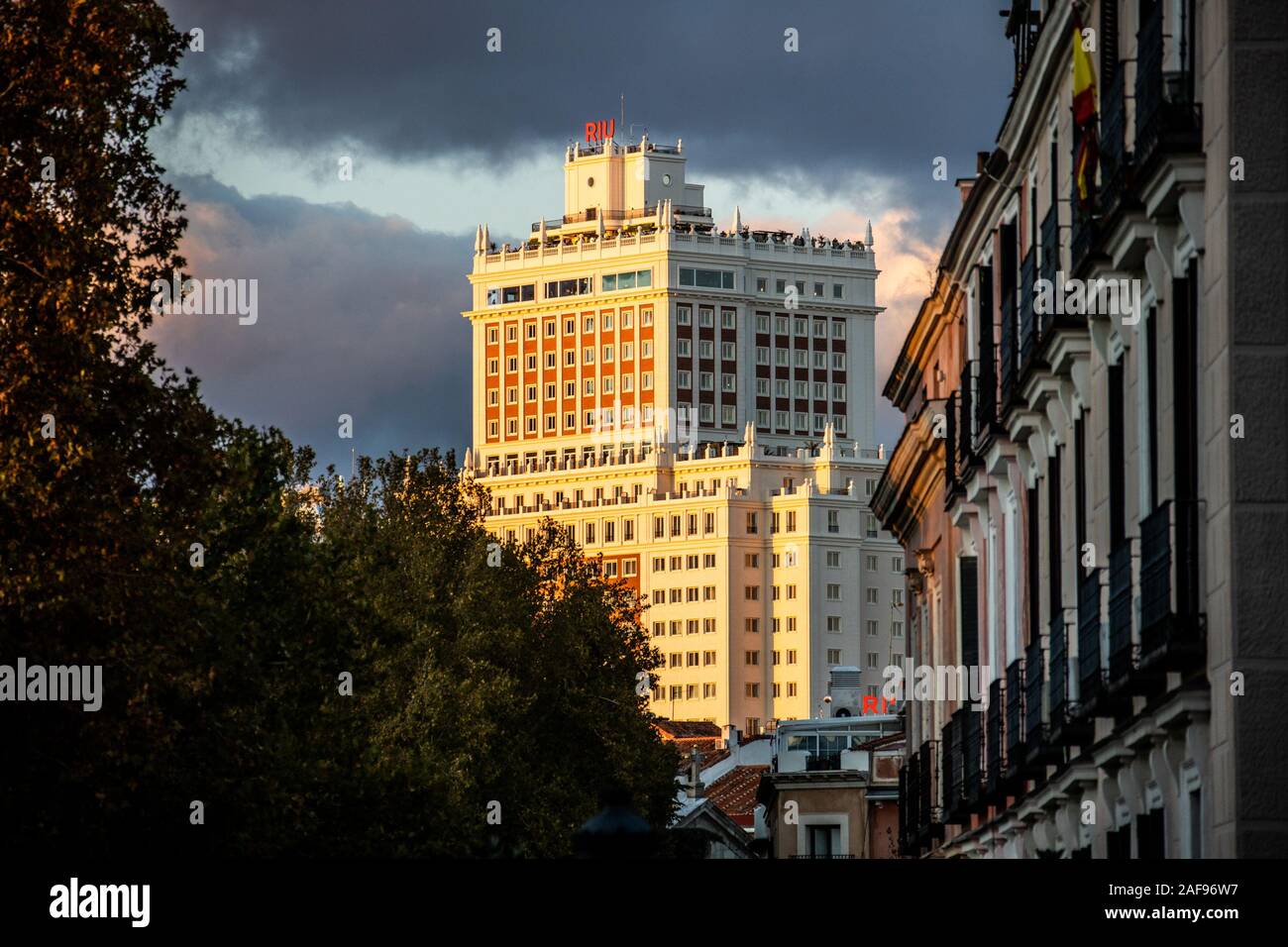 Hotel Riu Plaza España, Madrid, Spain Stock Photo - Alamy