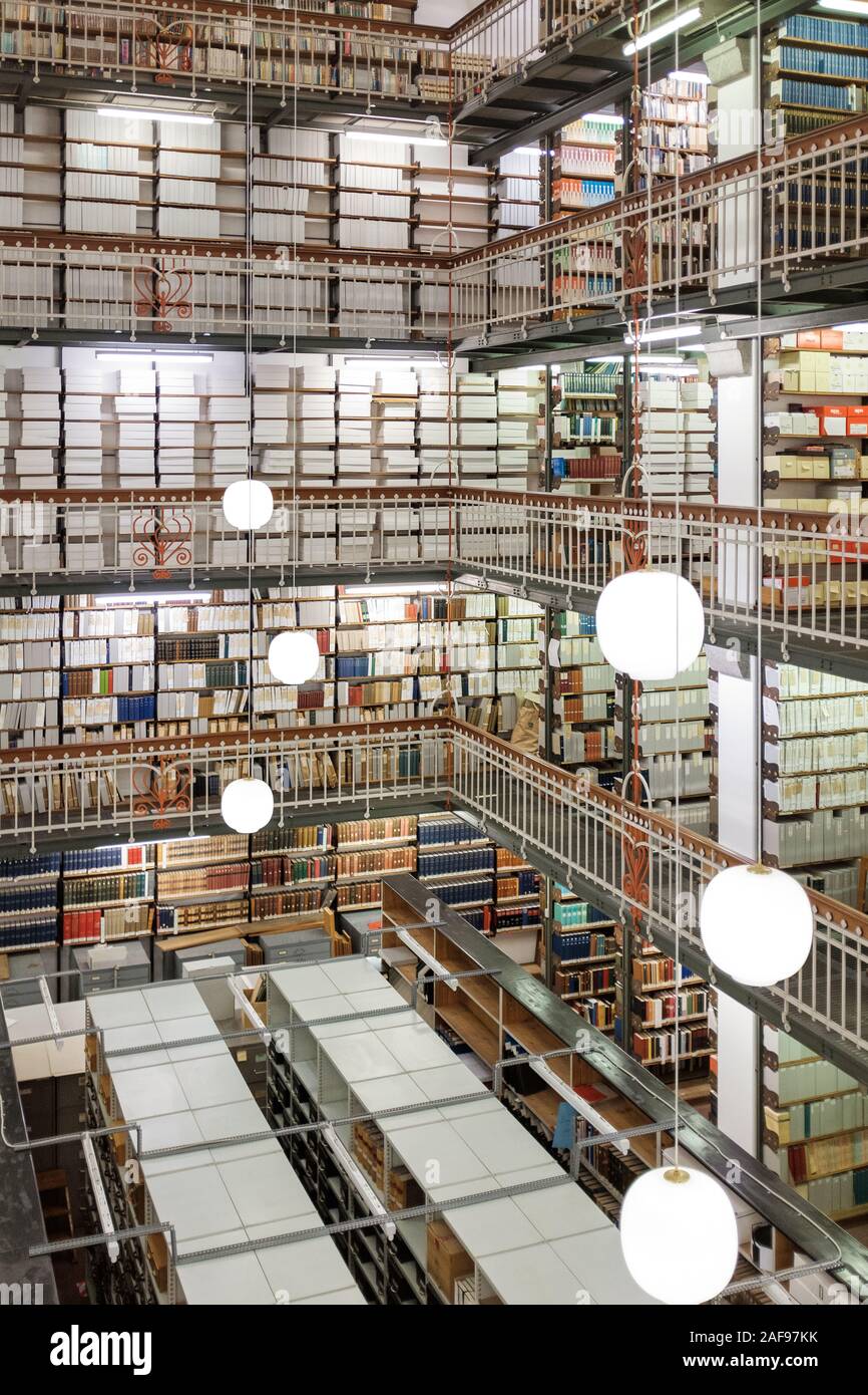 Danish library hi-res stock photography and images - Alamy