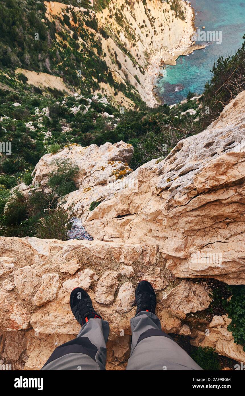Photo edge of cliff hi-res stock photography and images - Alamy