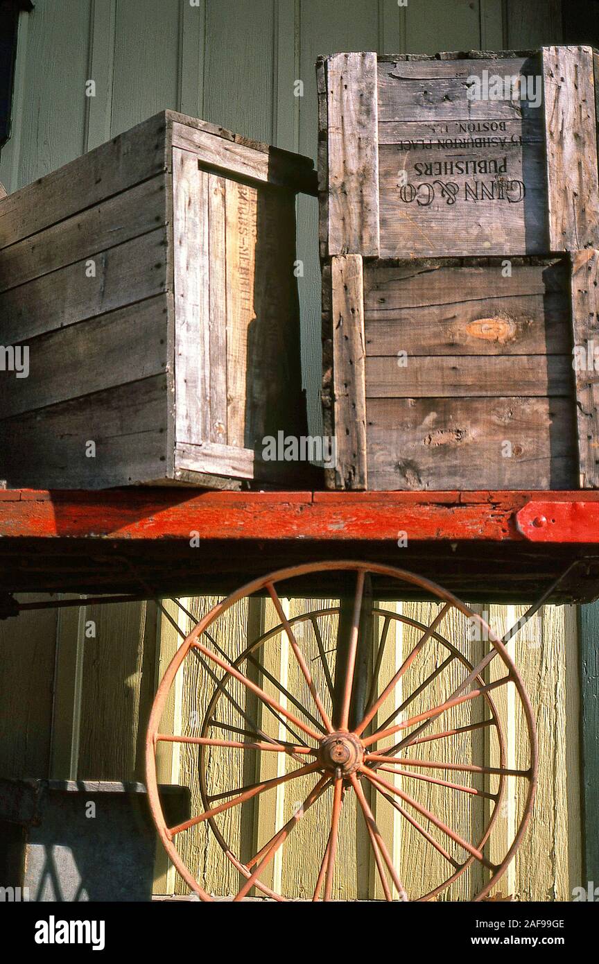 Loading dock at railroad museum Stock Photo - Alamy