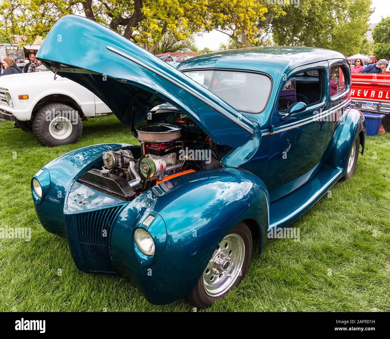 1940 Ford Sedan Custom