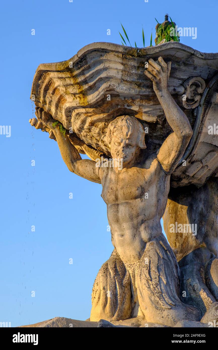 Rome fountains, golden hour, Fontana dei Tritoni, Fountain of the ...