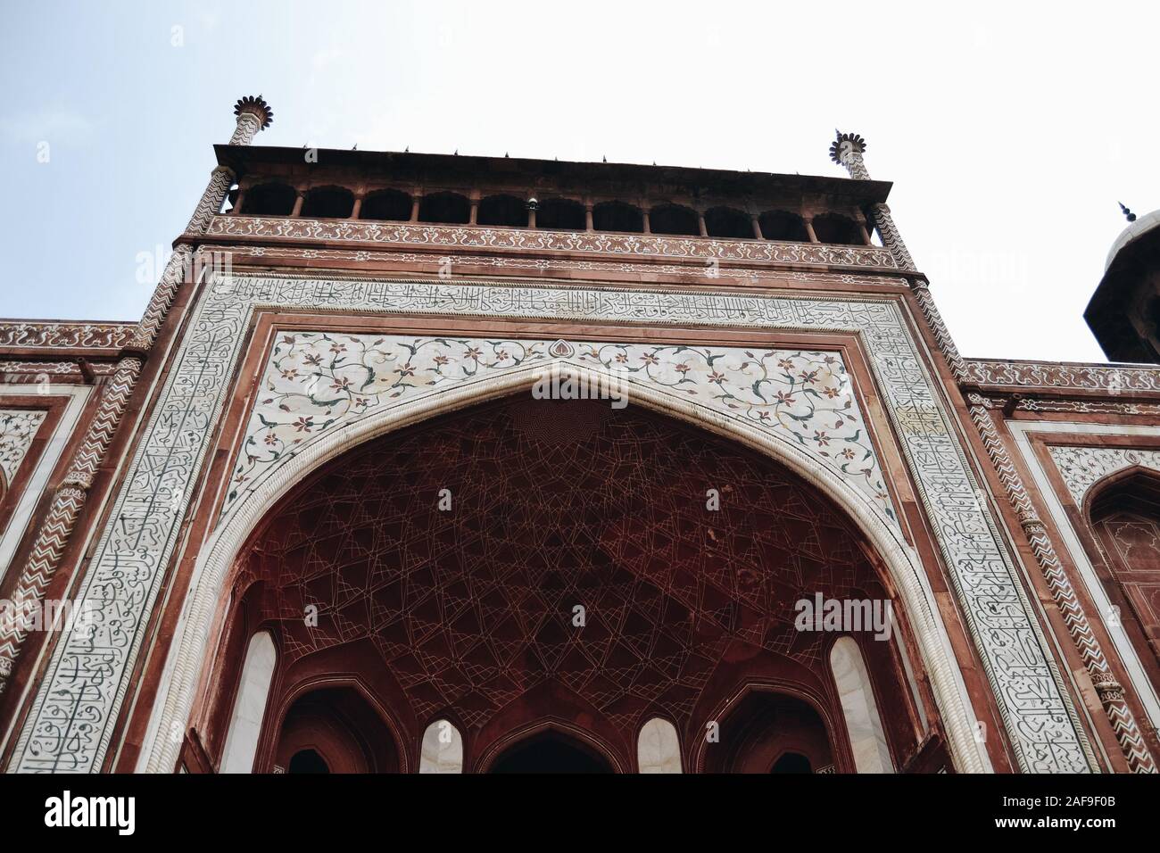 Red building in the Taj Mahal Stock Photo - Alamy