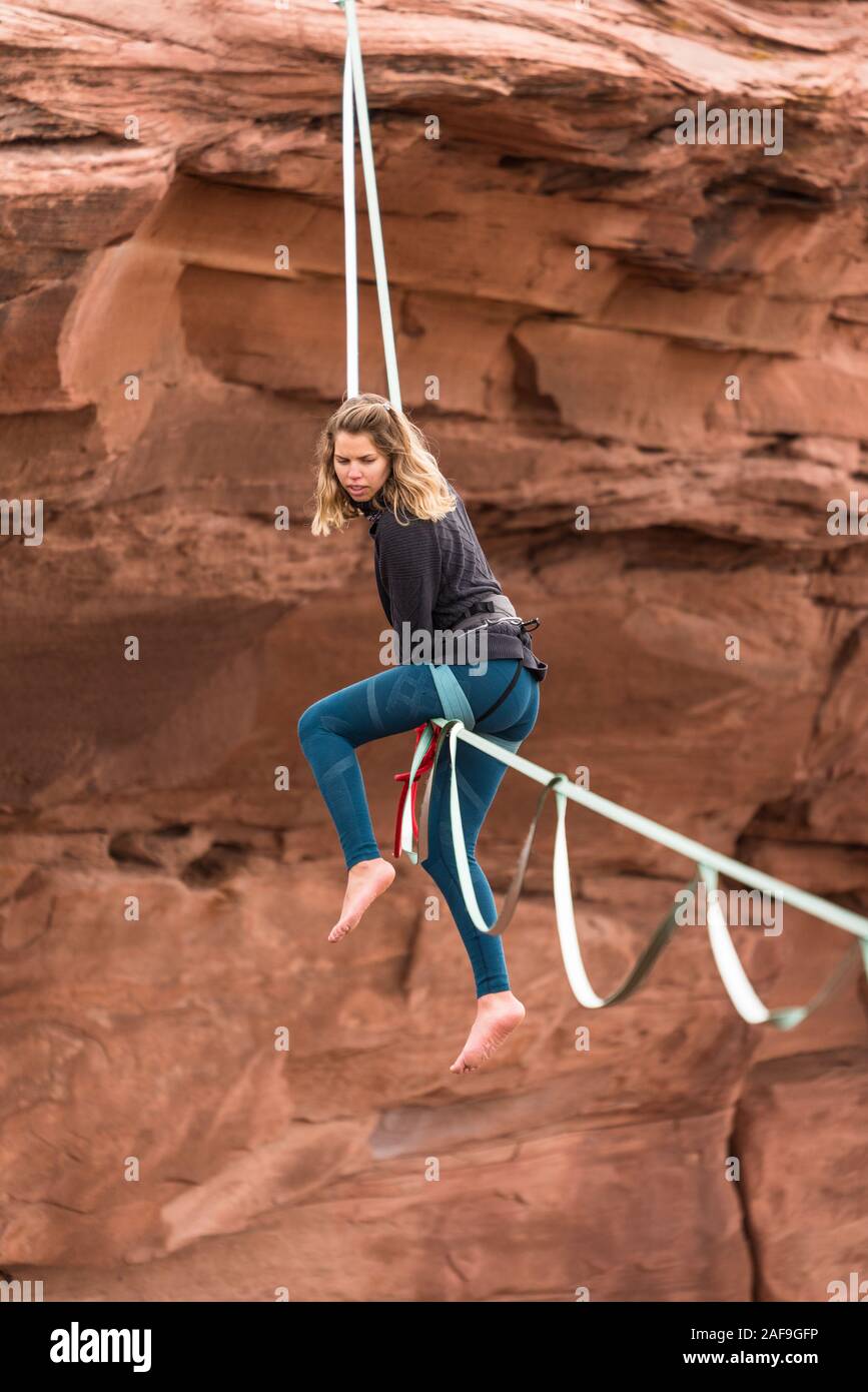 High fall stunt hi-res stock photography and images - Alamy