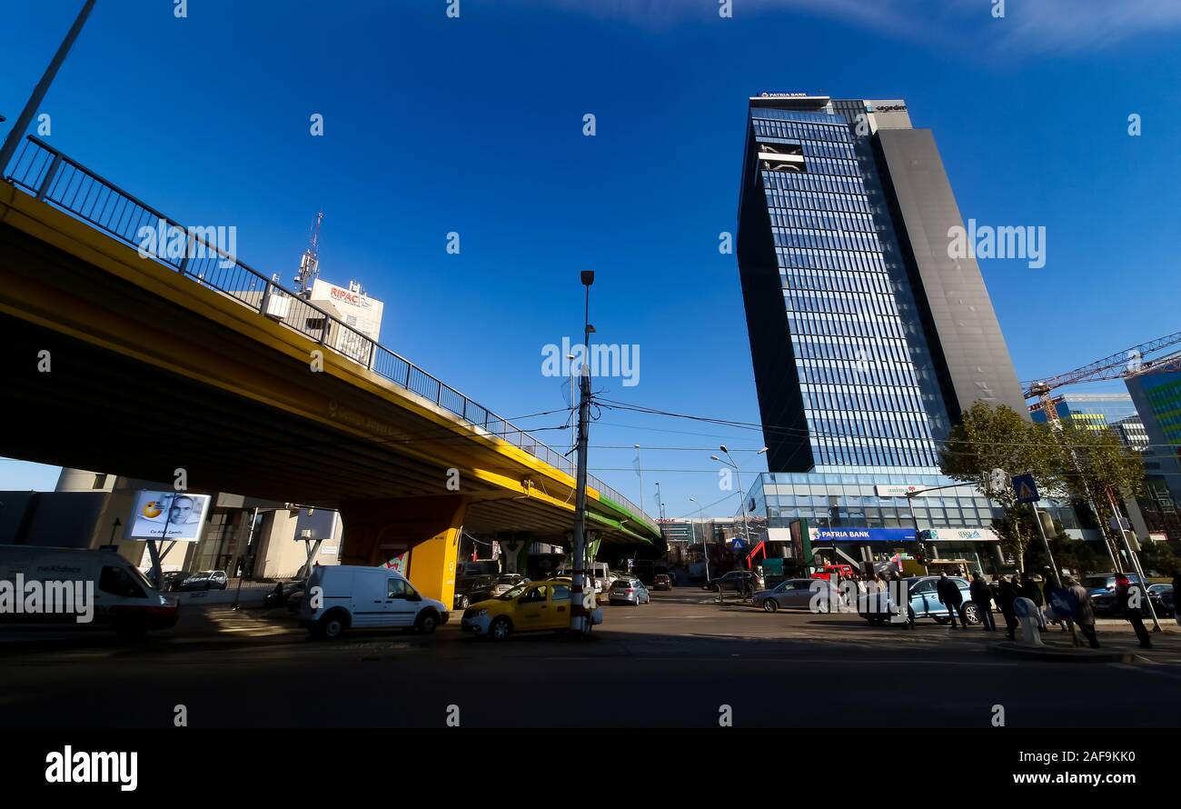 Globalworth plaza hi-res stock photography and images - Alamy