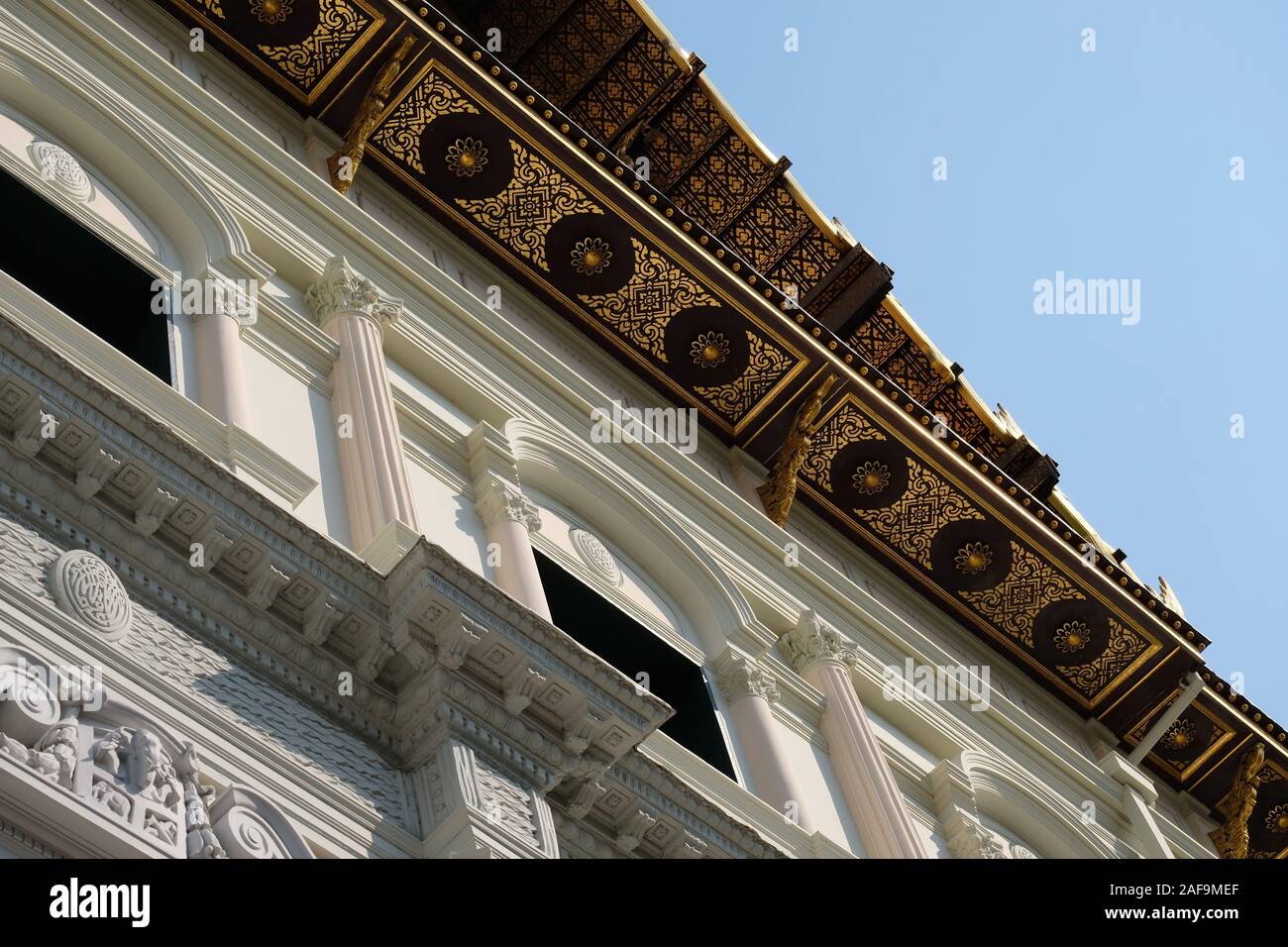 Sharp edge of the ceiling of Grand Palace Stock Photo - Alamy
