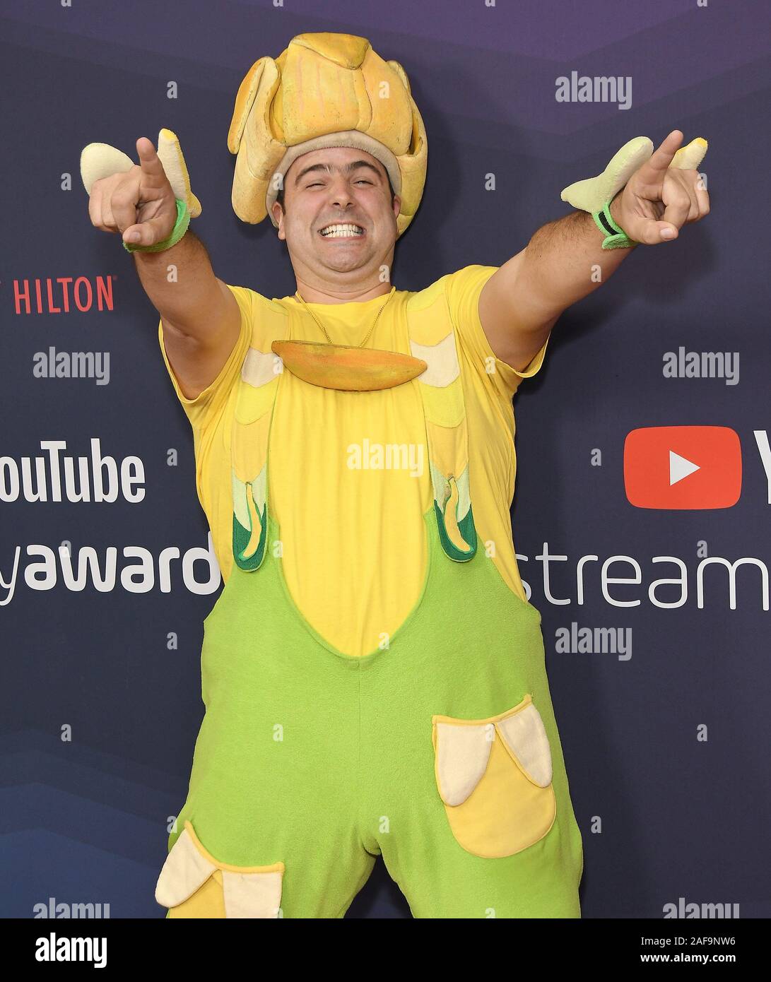 Los Angeles, USA. 13th Dec, 2019. Fozi Mozi arrives at The 9th Annual ...