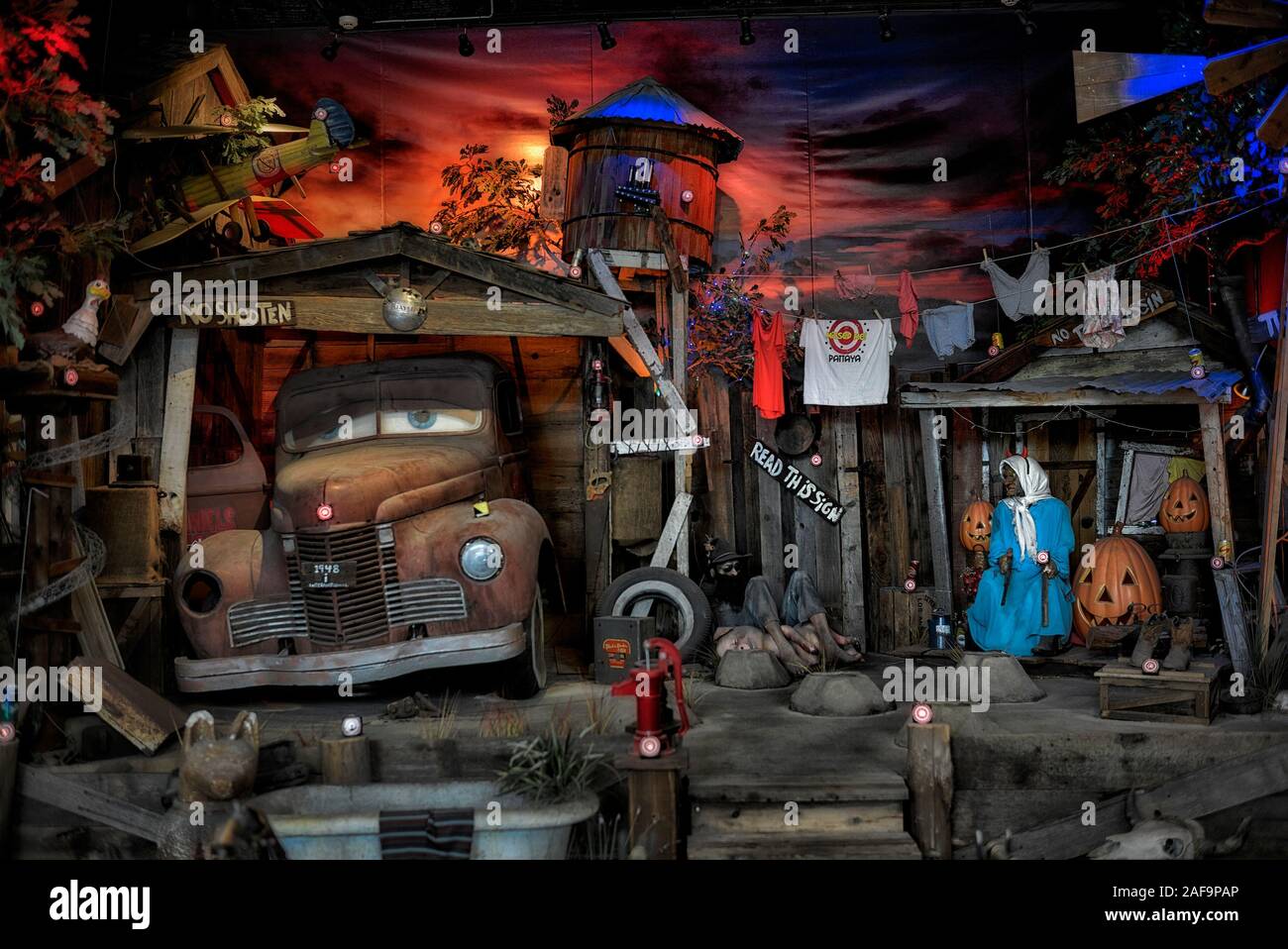 Hillbilly High Resolution Stock Photography and Images - Alamy