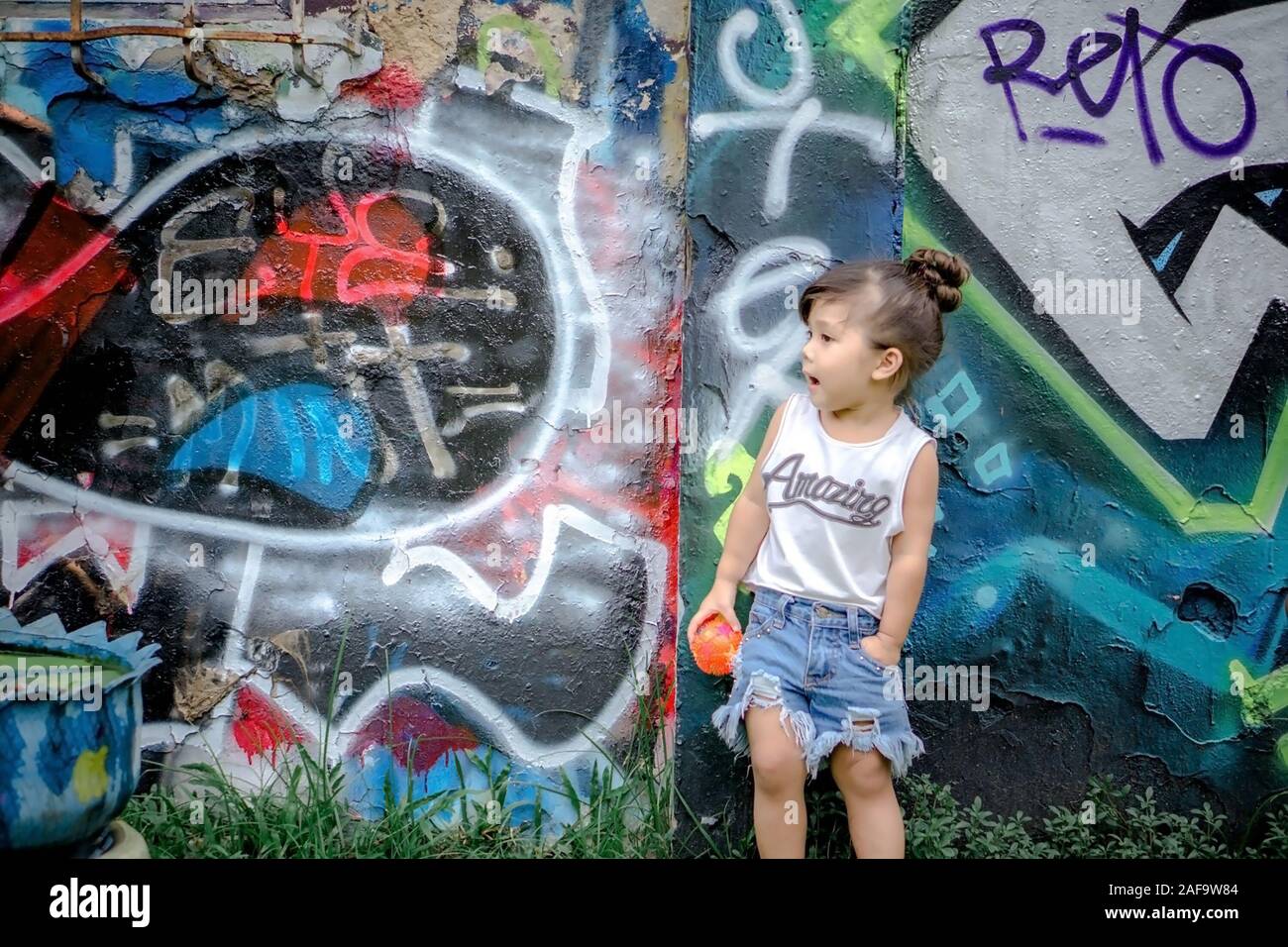 Little graffiti man hi-res stock photography and images - Alamy