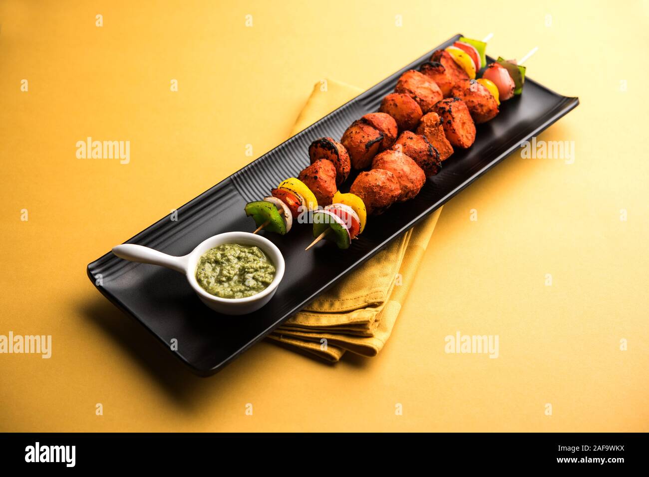 Tandoori aloo tikka or grilled barbecue potatoes Stock Photo - Alamy