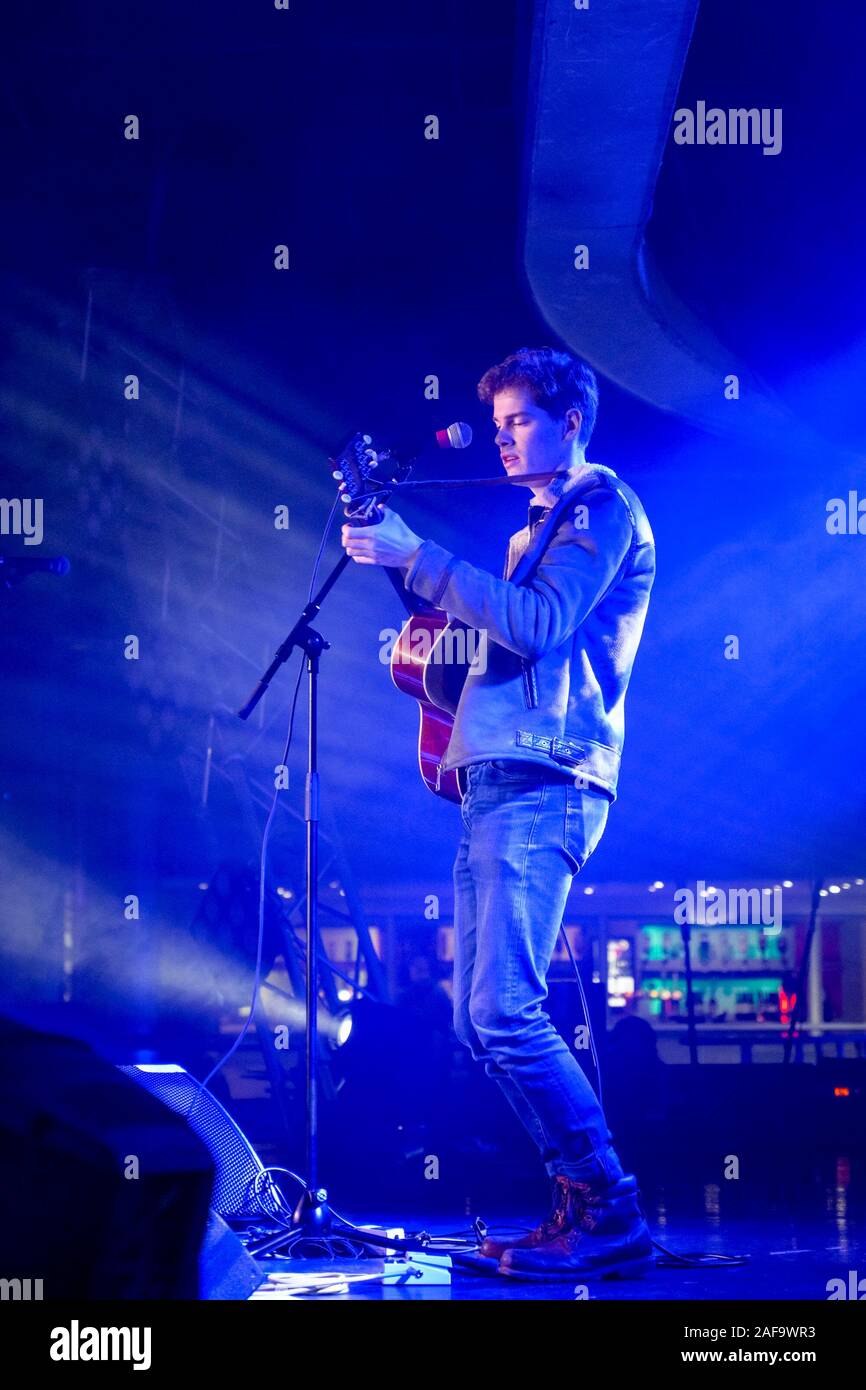 Joe martin hi-res stock photography and images - Alamy