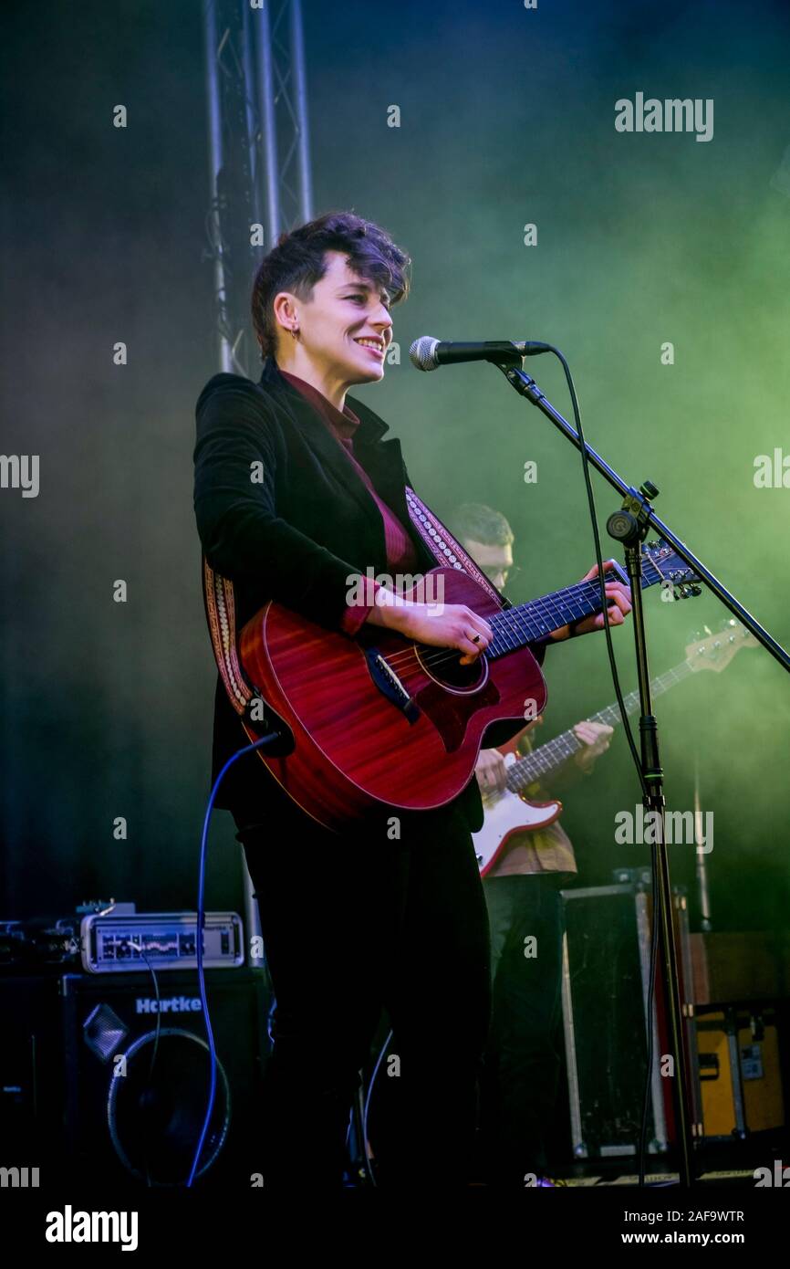 Neo folk hi-res stock photography and images - Alamy