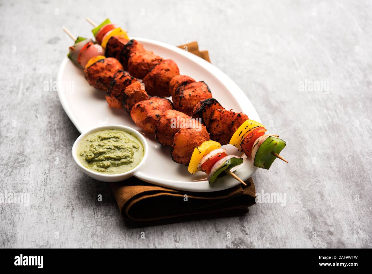 Tandoori aloo tikka or grilled barbecue potatoes Stock Photo - Alamy