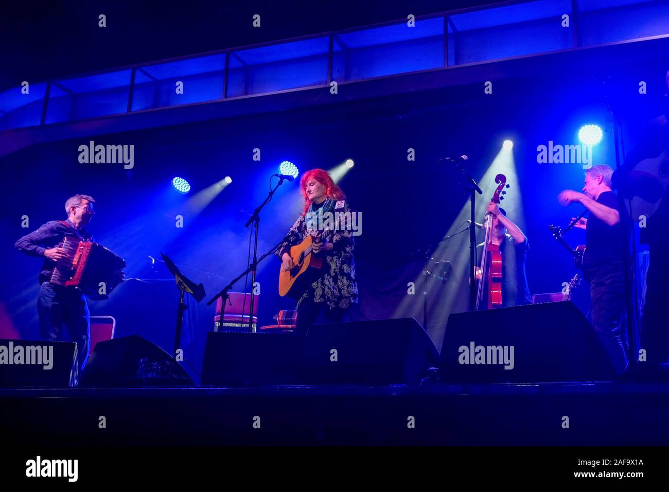 Scottish Folk singer songwriter Eddi Reader, concert, Skegness, England ...