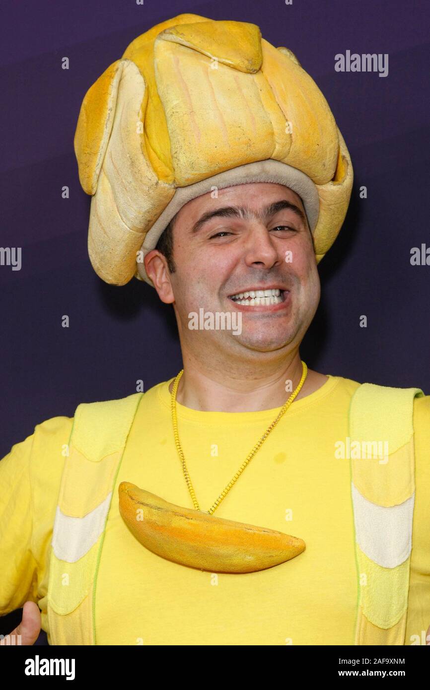 Beverly Hills, Ca, USA. 13th Dec 2019.BEVERLY HILLS, CA - DECEMBER 13 ...