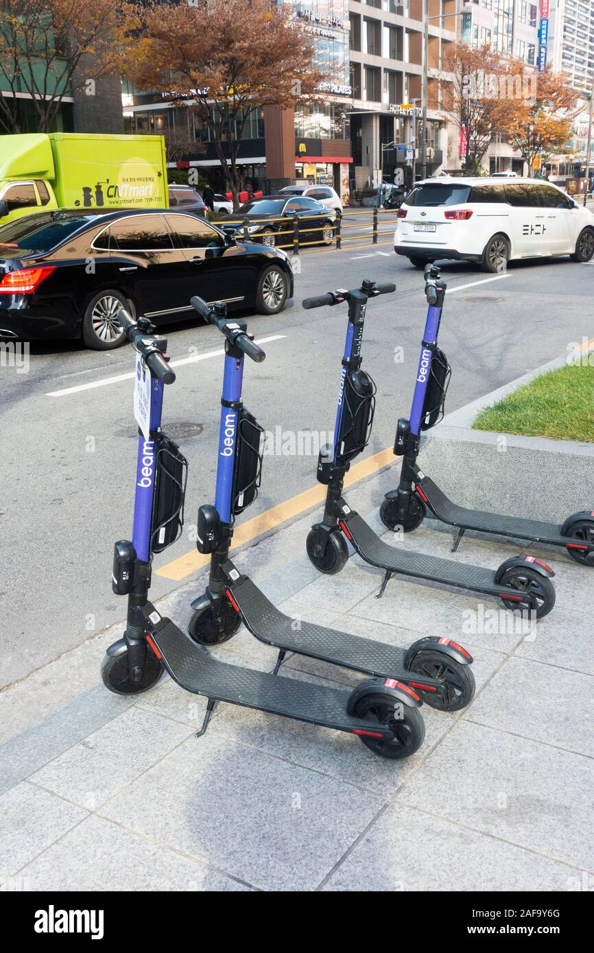 Scooter share system hi-res stock photography and images - Alamy