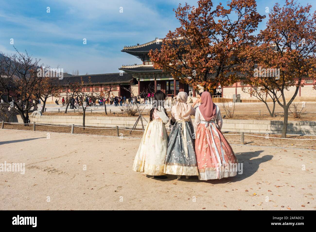 Seoul, South Korea - November 28th, 2019: Tourists wearing traditional ...