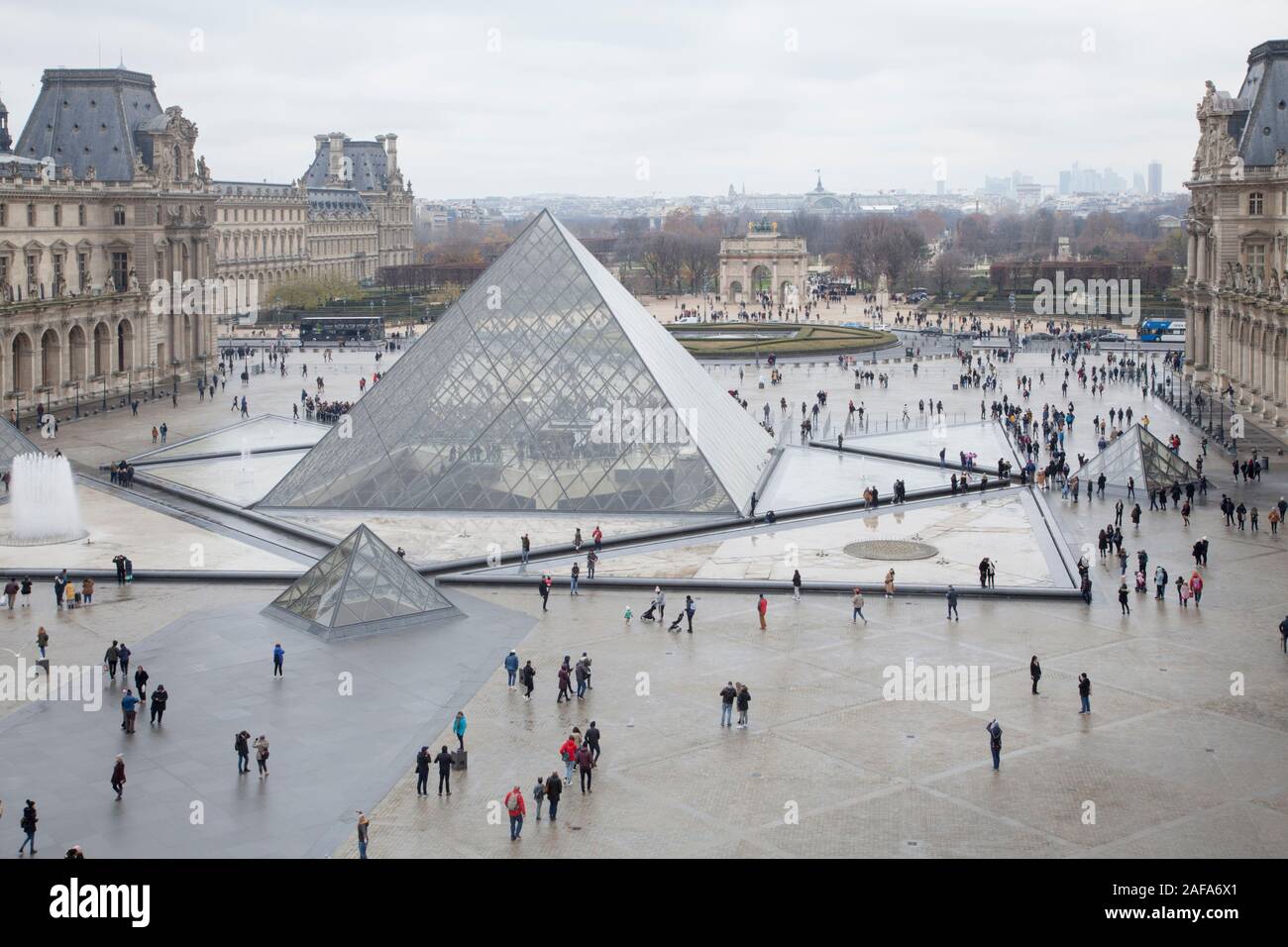 Courtyard glass pyramid louvre museum hi-res stock photography and ...