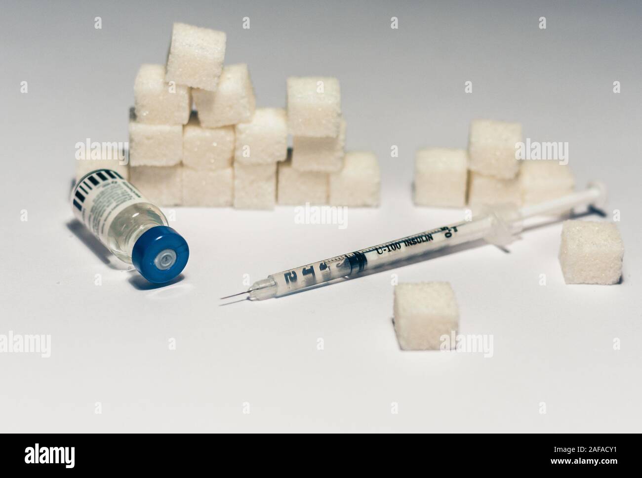 White sugar cubes icon hi-res stock photography and images - Alamy