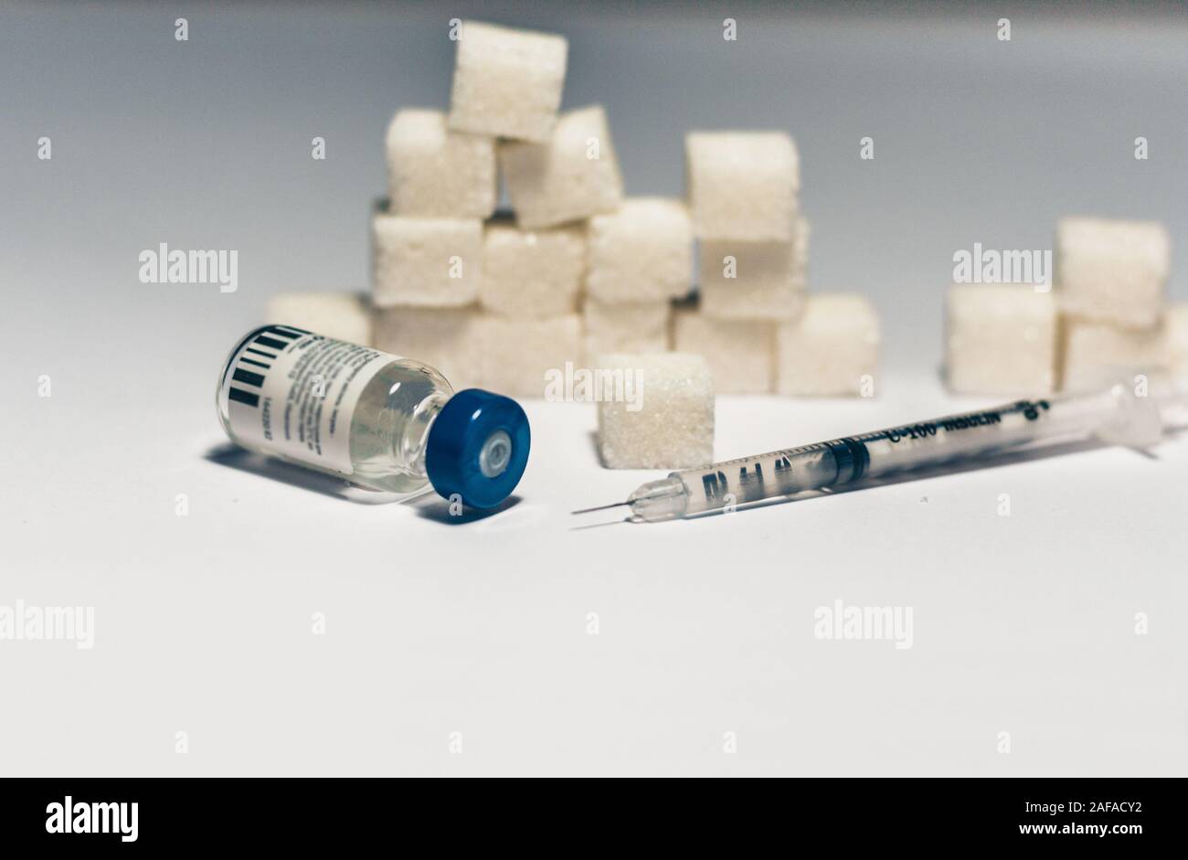 White sugar cubes icon hi-res stock photography and images - Alamy