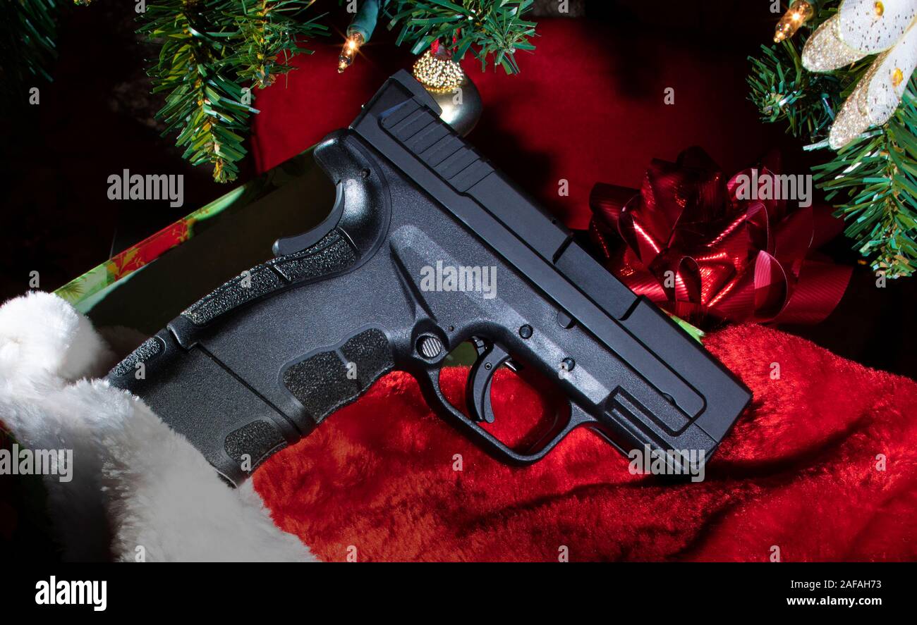 Red gun box hi-res stock photography and images - Alamy